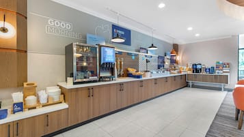 Café da manhã self-service grátis todos os dias
