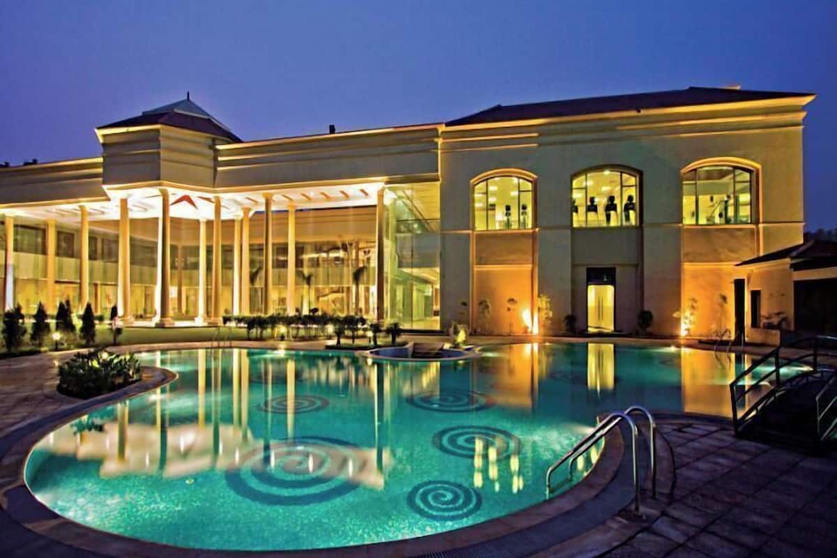 Piscina | Piscina exterior, da(s) 7:00 à(s) 19:00, guarda-sóis, espreguiçadeiras