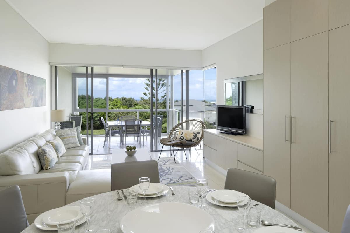 Apartamento, 3 quartos | 1 quarto, cofre no quarto, ferro/tábua de engomar, Wi-fi grátis