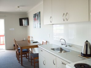 Apartamento Executivo, 1 quarto | Secretária, cortinas/cortinados opacos, quartos insonorizados 