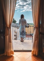 Minibar, cofre no quarto, secretária, quartos insonorizados 