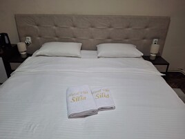 1 quarto, roupas de cama antialérgicas, camas com colchões pillow-top