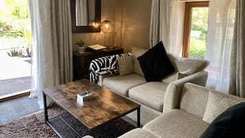 Apartamento Romântico, casa de banho anexa (Swallows Nest) | Lounge