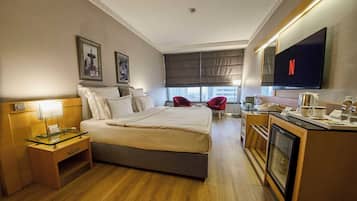 Quarto luxo | 1 quarto, roupas de cama premium, frigobar, cofres nos quartos