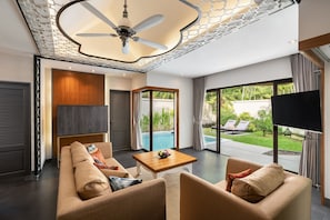 Garden Pool Villa | 1 quarto, minibar, cofre no quarto, com decoração personalizada 