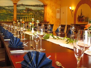 2 restaurantes, pequenos-almoços servidos, cozinha internacional 