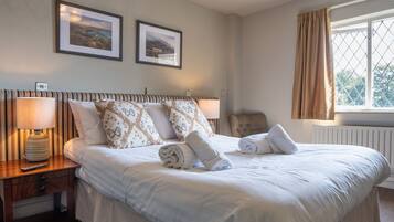Double Room, Ensuite | Roupas de cama premium, individualmente decorados