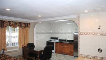 Quarto Lua de Mel | Edredões de penas, com decoração personalizada