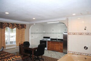 Quarto Lua de Mel | Edredões de penas, com decoração personalizada 