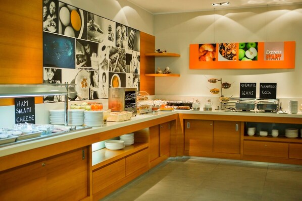 Holiday Inn Express Milan - Malpensa Airport, an IHG Hotel in Milan ...