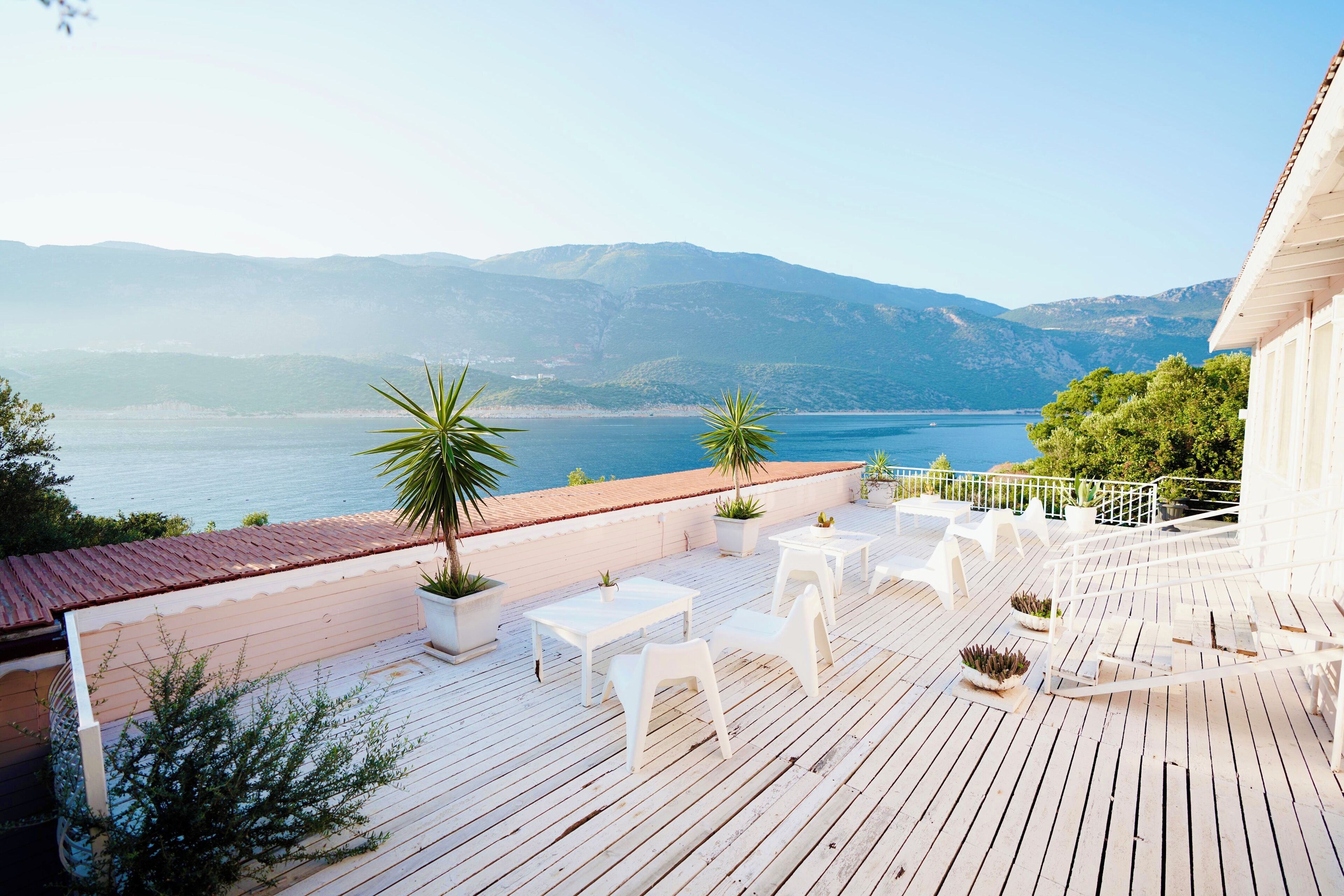 Bungalov Bahce ve Deniz Manzarali Oda | Terraço/pátio
