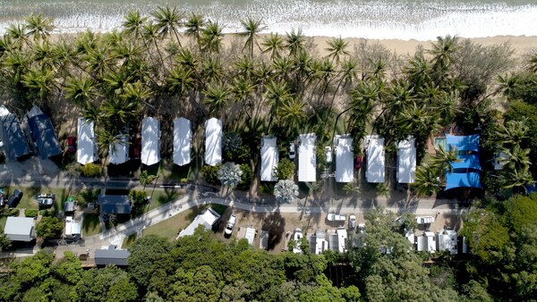 Ellis Beach Oceanfront Bungalows - Queensland