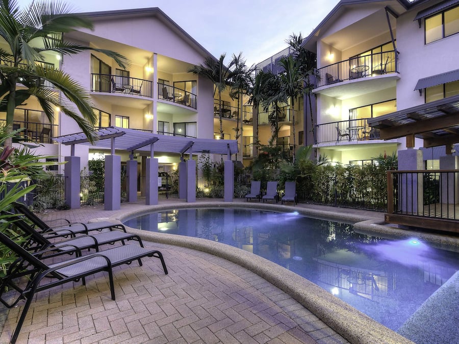 2 piscinas exteriores, espreguiçadeiras