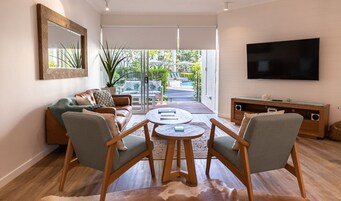 Apartamento luxo, 2 quartos, acesso à piscina, vista parcial para o oceano | Vista do quarto