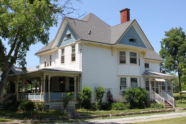 Green Oaks Bed And Breakfast - Niagara-on-the-Lake