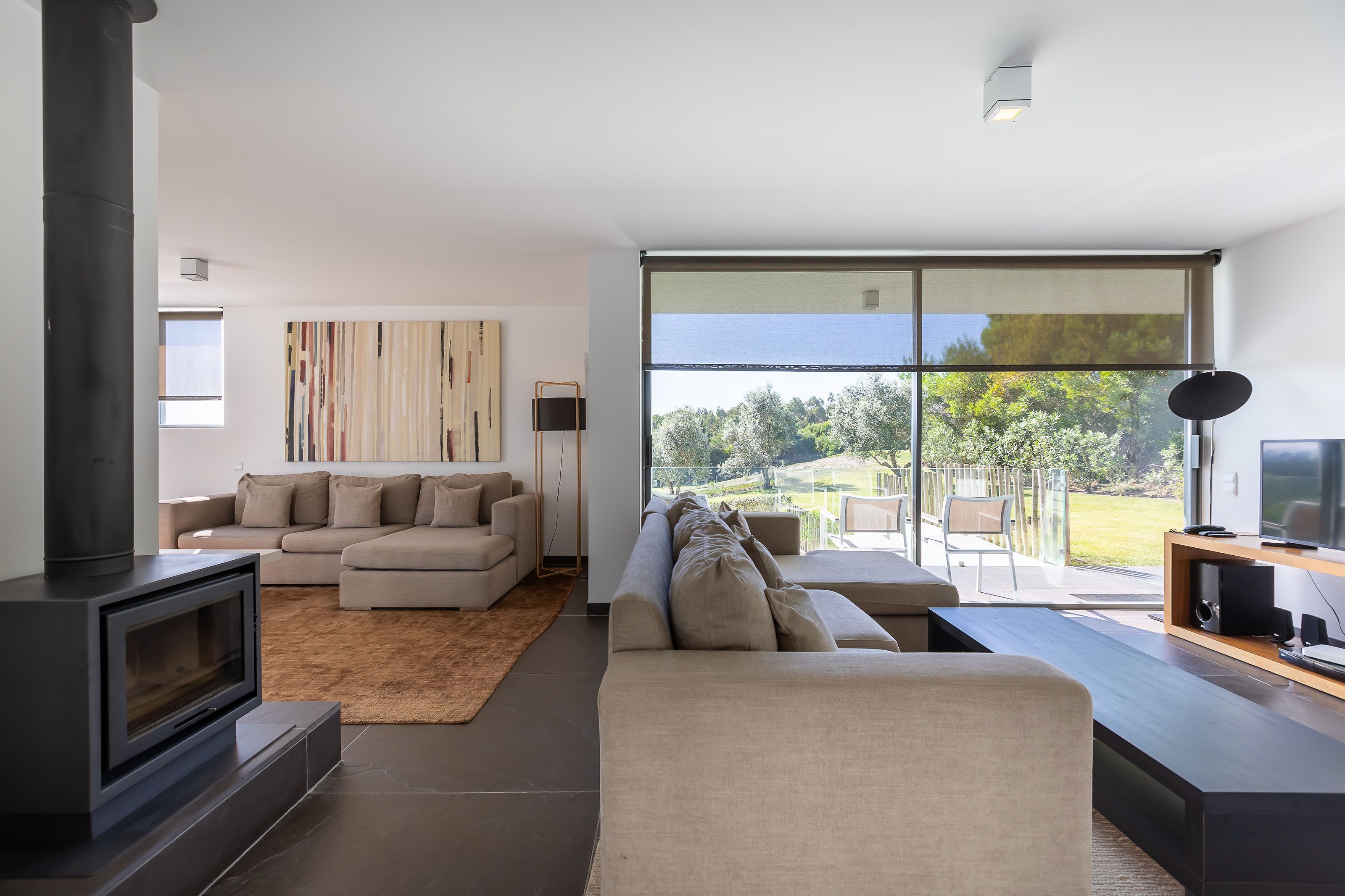 Vila design, 3 quartos, piscina particular | Área de estar | TV LCD