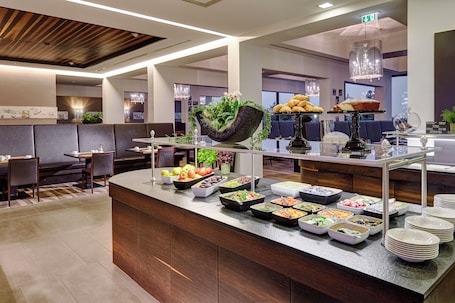 Buffet. Nürburgring Congress Hotel