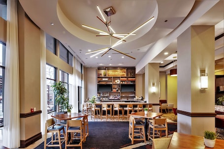 Café da manhã, almoço e jantar. Hilton Asheville Biltmore Park