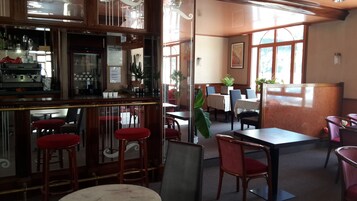Bar (no alojamento)