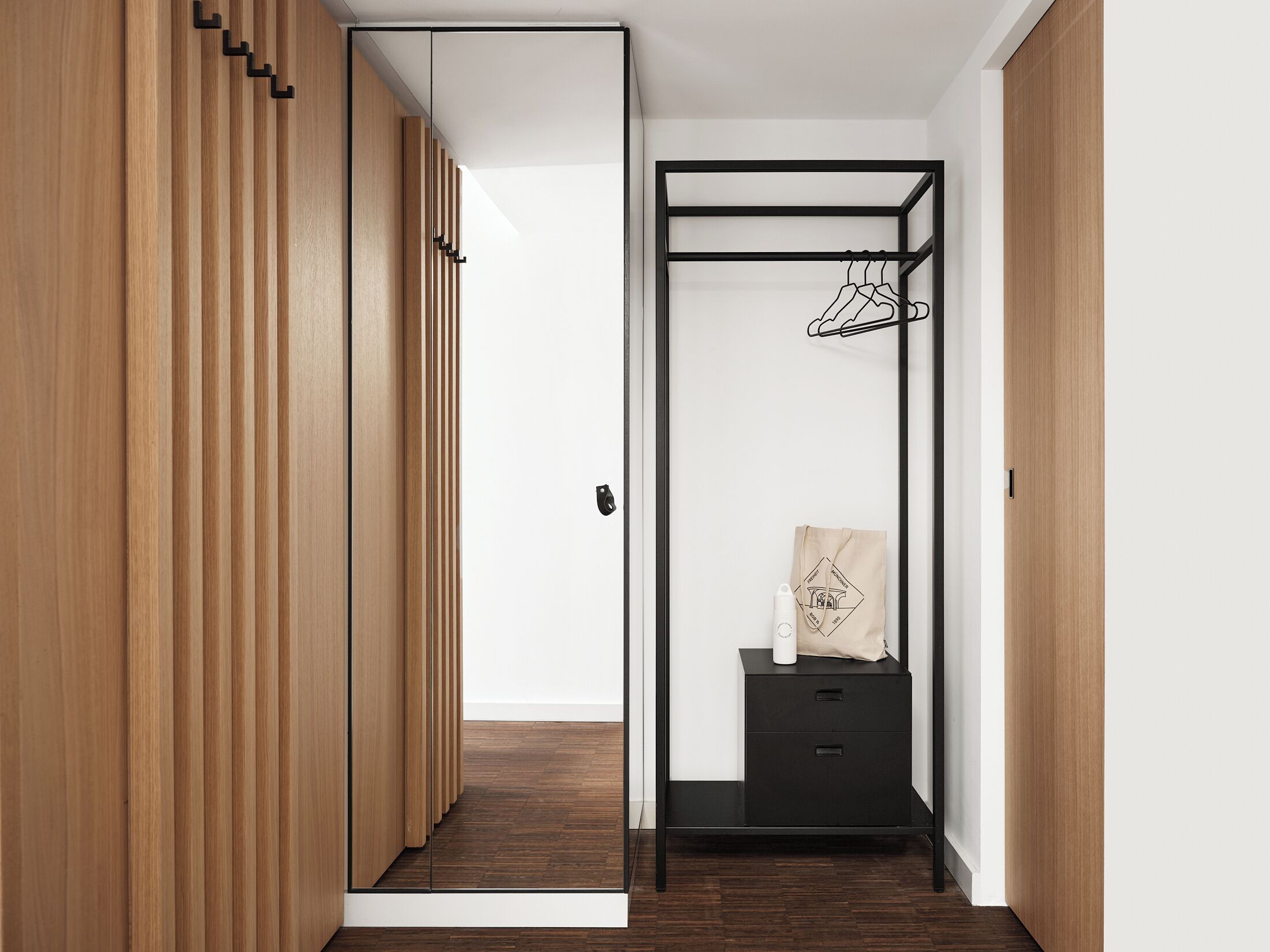 Terrace Room | Guarda-roupa