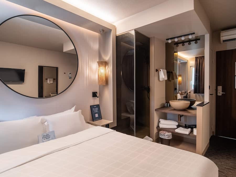 Quarto standard, 1 cama de casal | Banheiro acessível