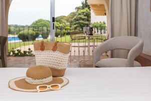 Quarto Duplo Standard | Secretária, Wi-fi grátis, roupa de cama fornecida