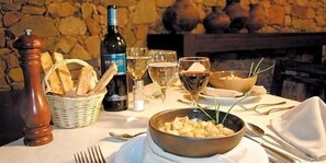 Almoços e jantares servidos 
