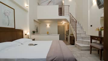 Standard Duplex (for 2-5 people, Nefeli or Kyveli ) | Área de estar | TV LCD 40 polegadas com canais digitais, TV