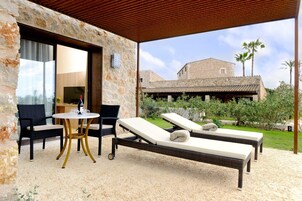 Suíte superior, terraço, vista para o jardim | Vista do quarto