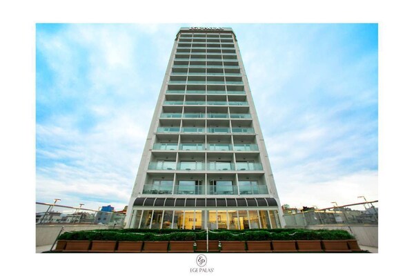 Ege Palas Business Hotel - Alsancak