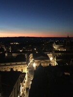 Suíte júnior, em edifício anexo | Terraço/pátio