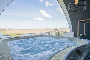 Sauna, banheira de hidromassagem, banho turco, tratamentos corporais 