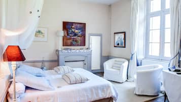 Quarto Duplo (Marcel Proust) | Wi-fi grátis, roupa de cama fornecida