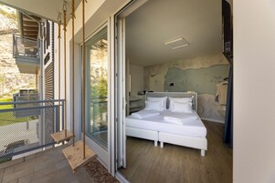 Quarto Deluxe, vista para o lago (Garda Room) | Terraço/pátio interior