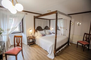 Quarto casal standard | Roupas de cama de algodão egípcio, escrivaninha, berços grátis