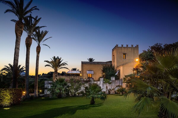 Villa Pilati Bed And Breakfast - Valderice