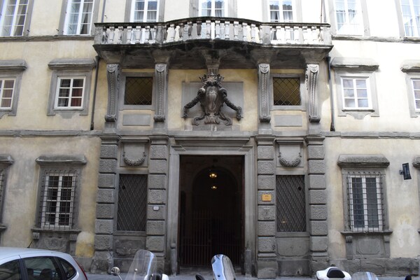 Palazzo Tucci Residenza D'epoca - Lucques