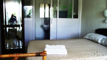 Quarto Básico | Lençóis de algodão egípcio, roupa de alta qualidade