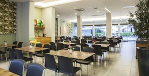 Praça de alimentação