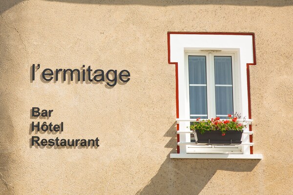 Logis Hôtel & Restaurant L’ermitage - Mayenne