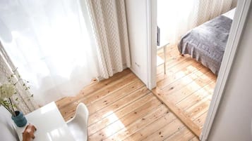 Suite, casa de banho privativa | Edredões de penas, com decoração personalizada