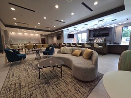 Pequenos-almoços e jantares servidos