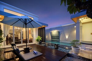 Villa Royal, 1 quarto, não fumadores, vista para a piscina | Terraço/pátio interior