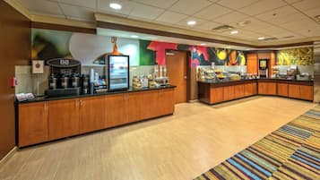 Café da manhã continental grátis todos os dias