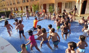 Área de recreio para crianças (ao ar livre)
