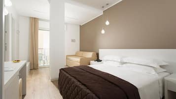 Frigobar, cofres nos quartos, individualmente decorados