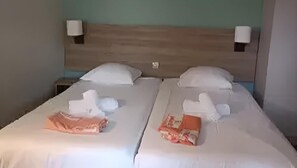 1 quarto, cortinas/cortinados opacos, quartos insonorizados 