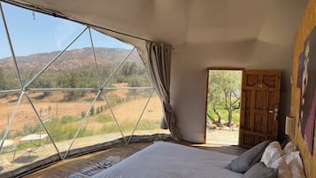 Tenda Comfort, 2 quartos (Ksar) | Roupa hipoalergénica, minibar, com decoração personalizada