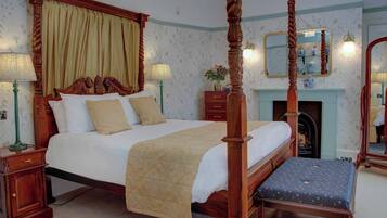 Quarto Duplo Júnior | Roupa hipoalergénica, cofre no quarto, com decoração personalizada