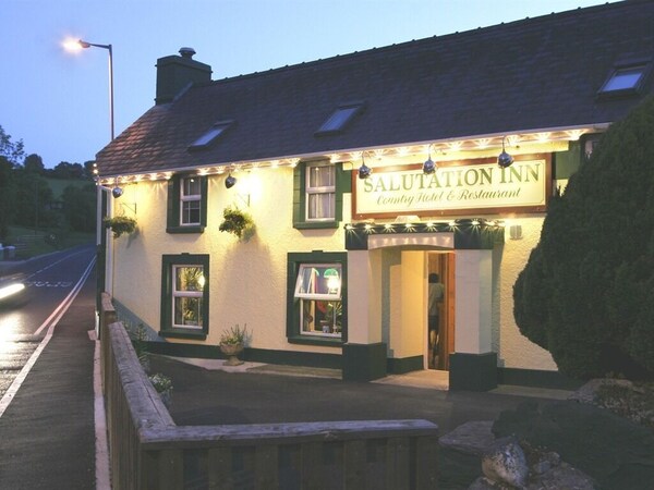 Salutation Inn - Galles